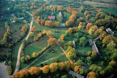 Muhu Muuseum, Saare maakond