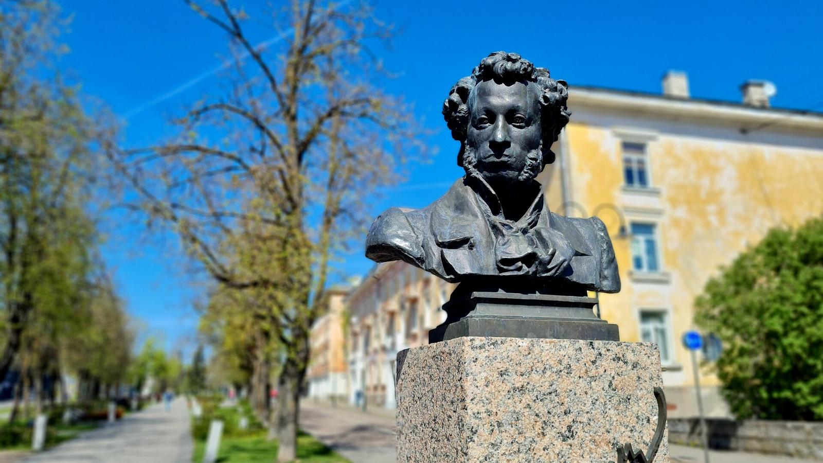 Statue of Aleksander Pushkin