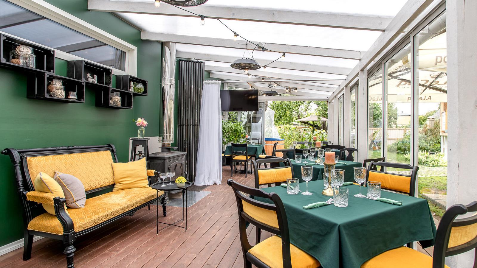 Alice Backyard Resto